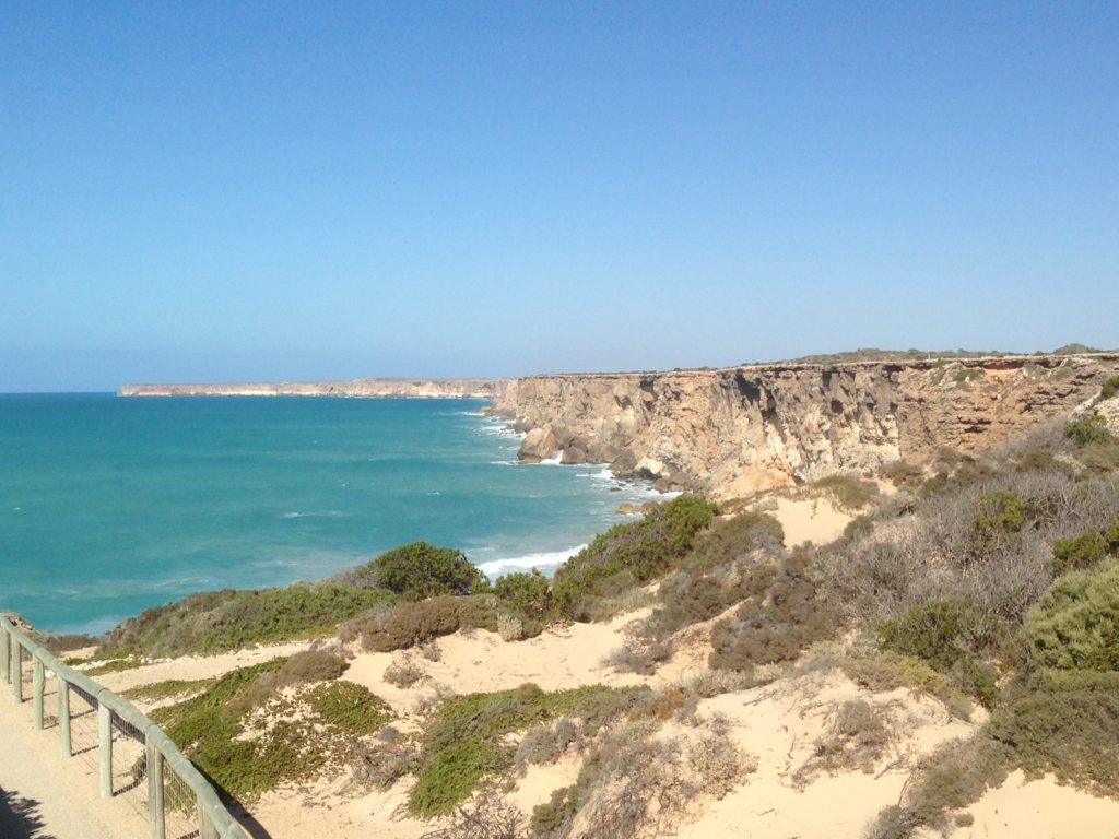 The Nullarbor's Stunning Clifftop Scenery - Nullarbor Roadhouse